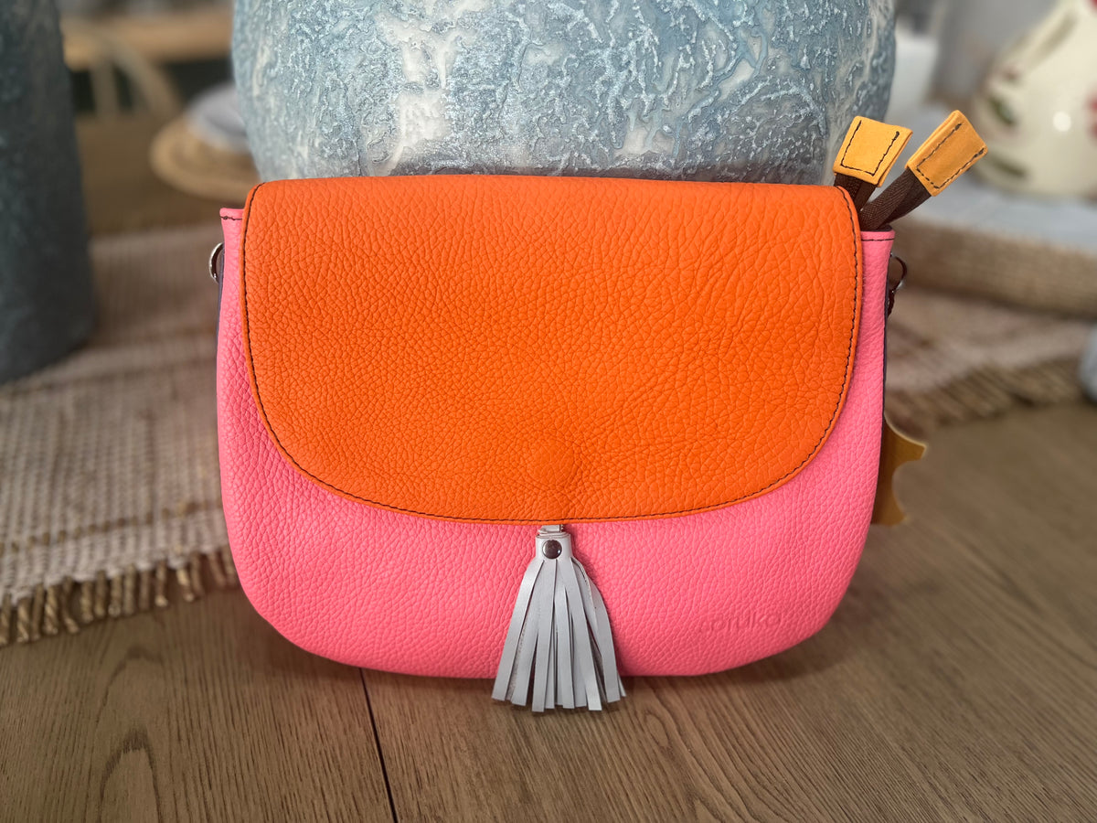 Lola Floppy Flip Flap Bag — BDC Living