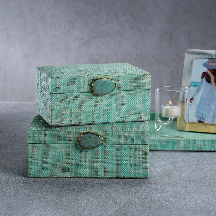 Raffia Palm Box w/Stone Accent-Jade — BDC Living